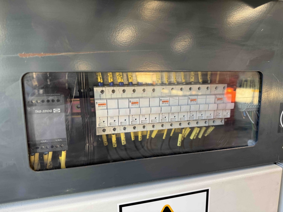 Schneider RM6-MF 15kV MS-meetveld | LV Trading B.V.
