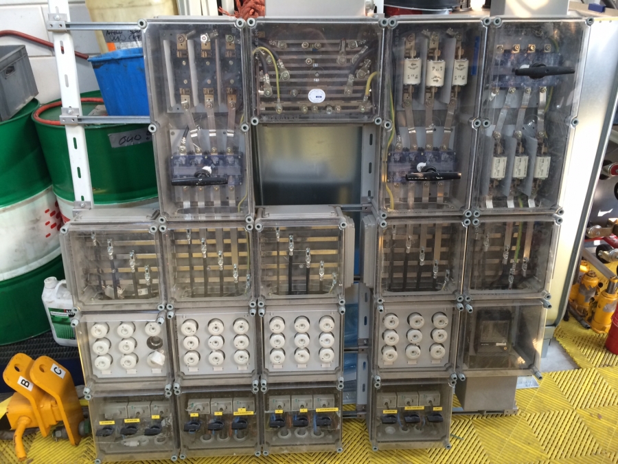 Halyester 750 ampere hoofdverdeler | LV Trading B.V.